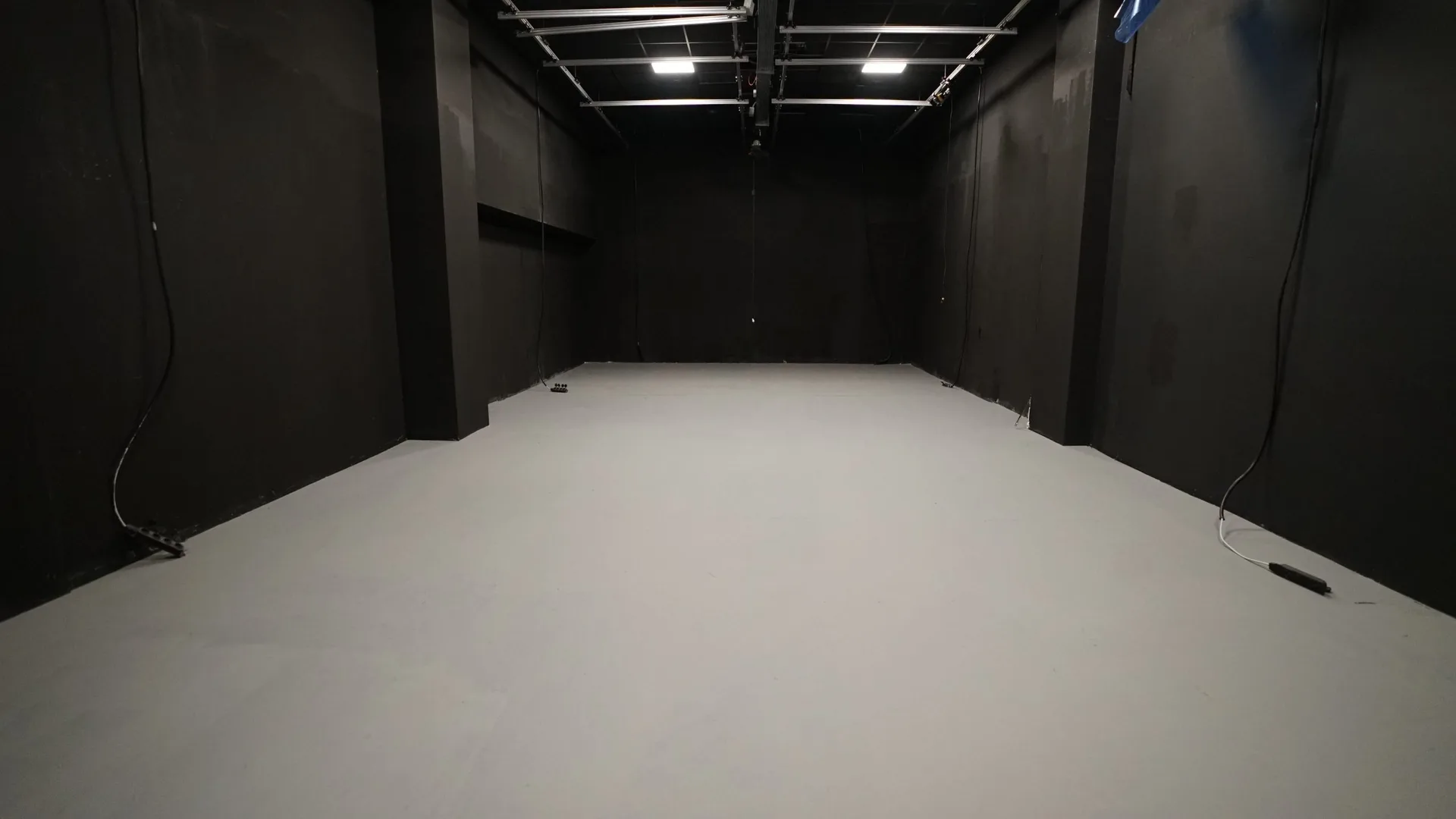 Studio C: Customizable Film Studio - Media City
